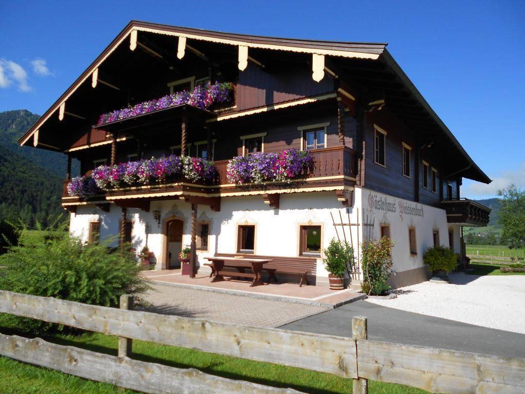 60 M² Ferienwohnung ∙ 1 Schlafzimmer ∙ 2 Gäste - Walchsee