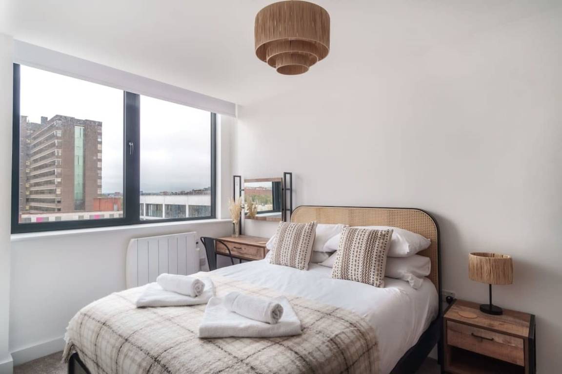Apartment ∙ 1 Bedroom ∙ 4 Guests - Manchester
