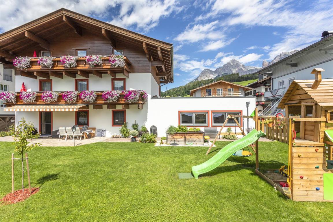 90 M² Appartement ∙ 2 Slaapkamers ∙ 6 Gasten - Hintermoos