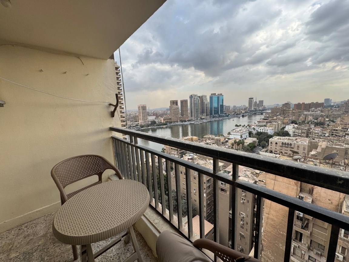 200 M² Apartment ∙ 3 Bedrooms ∙ 5 Guests - Cairo