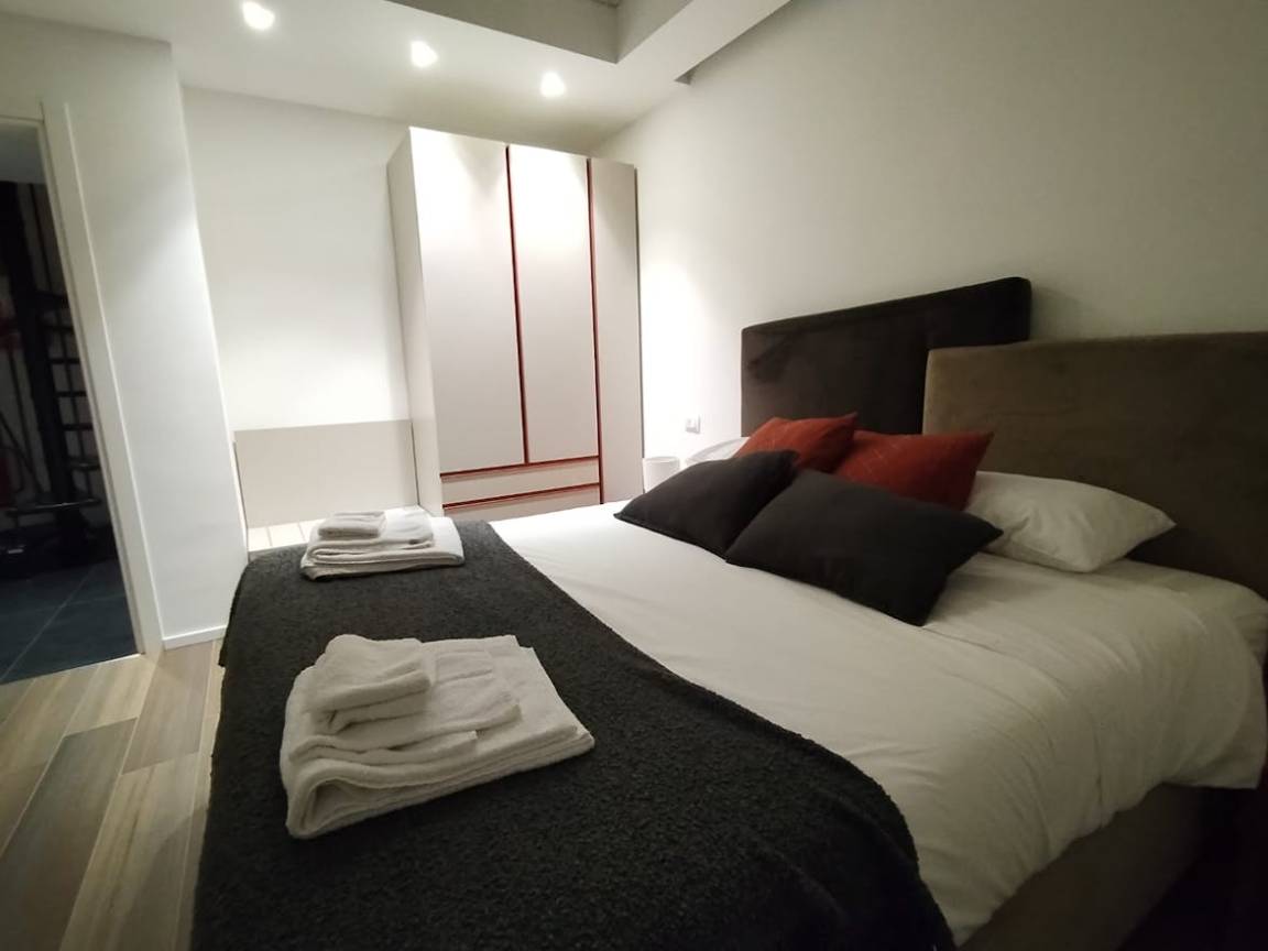 70 M² Ferienhaus ∙ 2 Schlafzimmer ∙ 4 Gäste - Rom