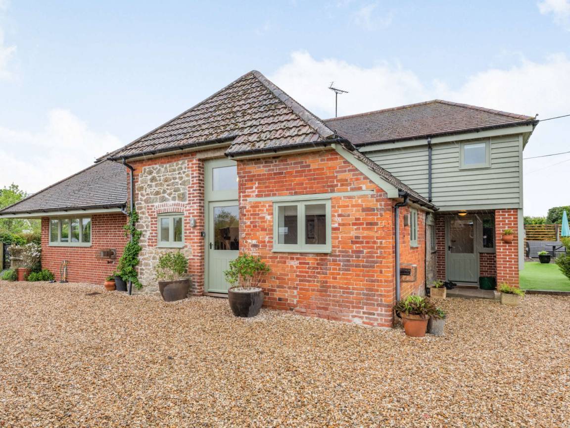 Cottage ∙ 4 Bedrooms ∙ 8 Guests - Shaftesbury
