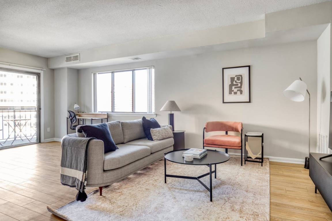 113 M² Apartment ∙ 2 Bedrooms ∙ 4 Guests - Washington, DC