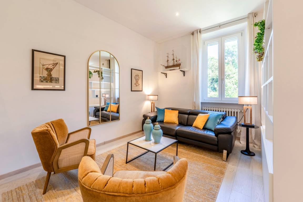 80 M² Apartamento ∙ 2 Habitaciones ∙ 4 Huéspedes - Siena