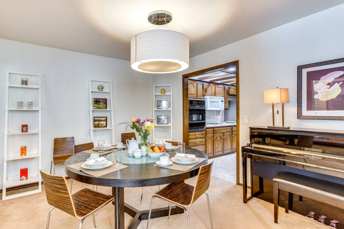156 M² Apartment ∙ 3 Bedrooms ∙ 6 Guests - Edmond, OK