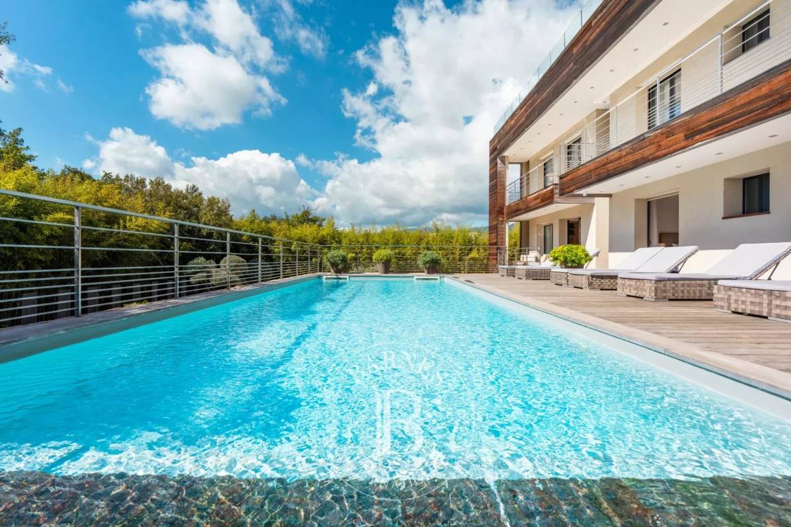 Villa ∙ 6 Chambres ∙ 12 Personnes - Corse
