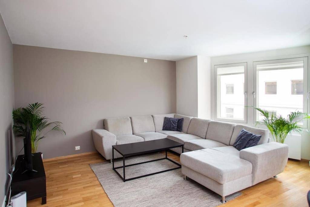 84 M² Apartamento ∙ 3 Quartos ∙ 6 Hóspedes - Ålesund