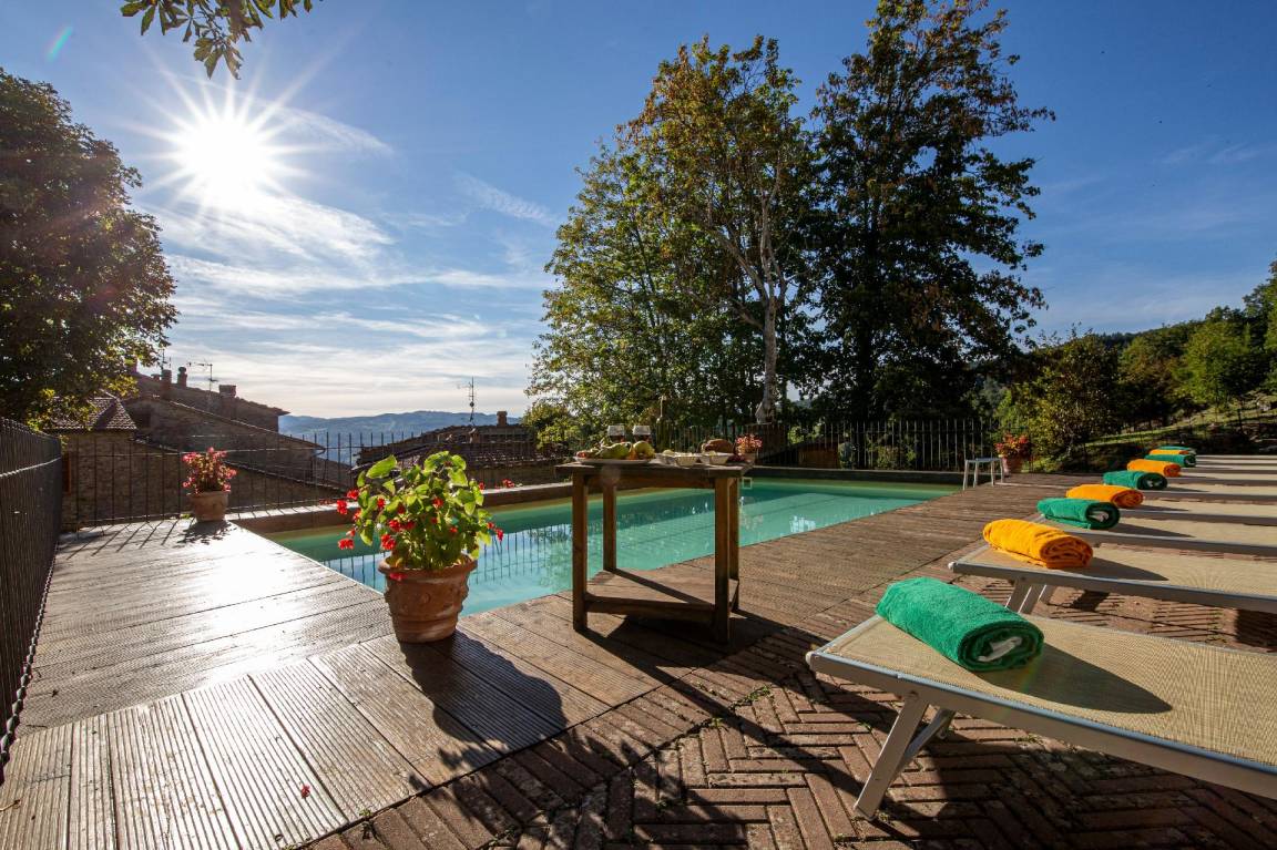 550 M² Ferienhaus ∙ 13 Schlafzimmer ∙ 32 Gäste - Toskana