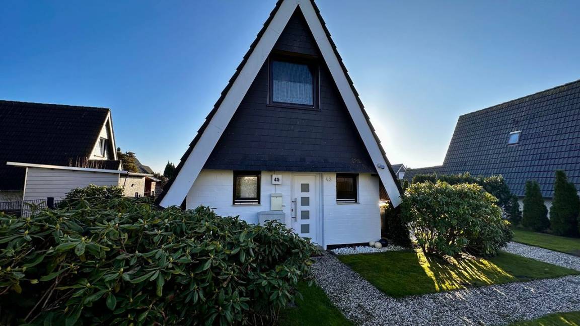 65 M² Ferienhaus ∙ 2 Schlafzimmer ∙ 4 Gäste - Duhnen