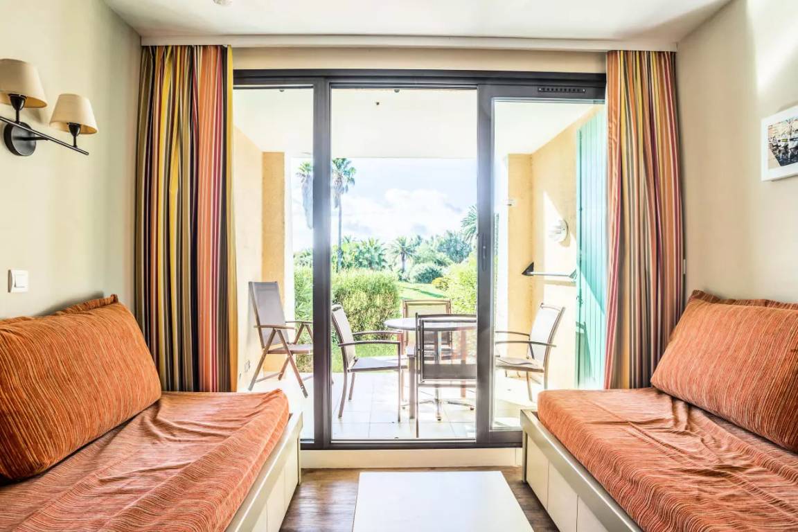 28 M² Appartement ∙ 1 Chambre ∙ 5 Personnes - Grimaud