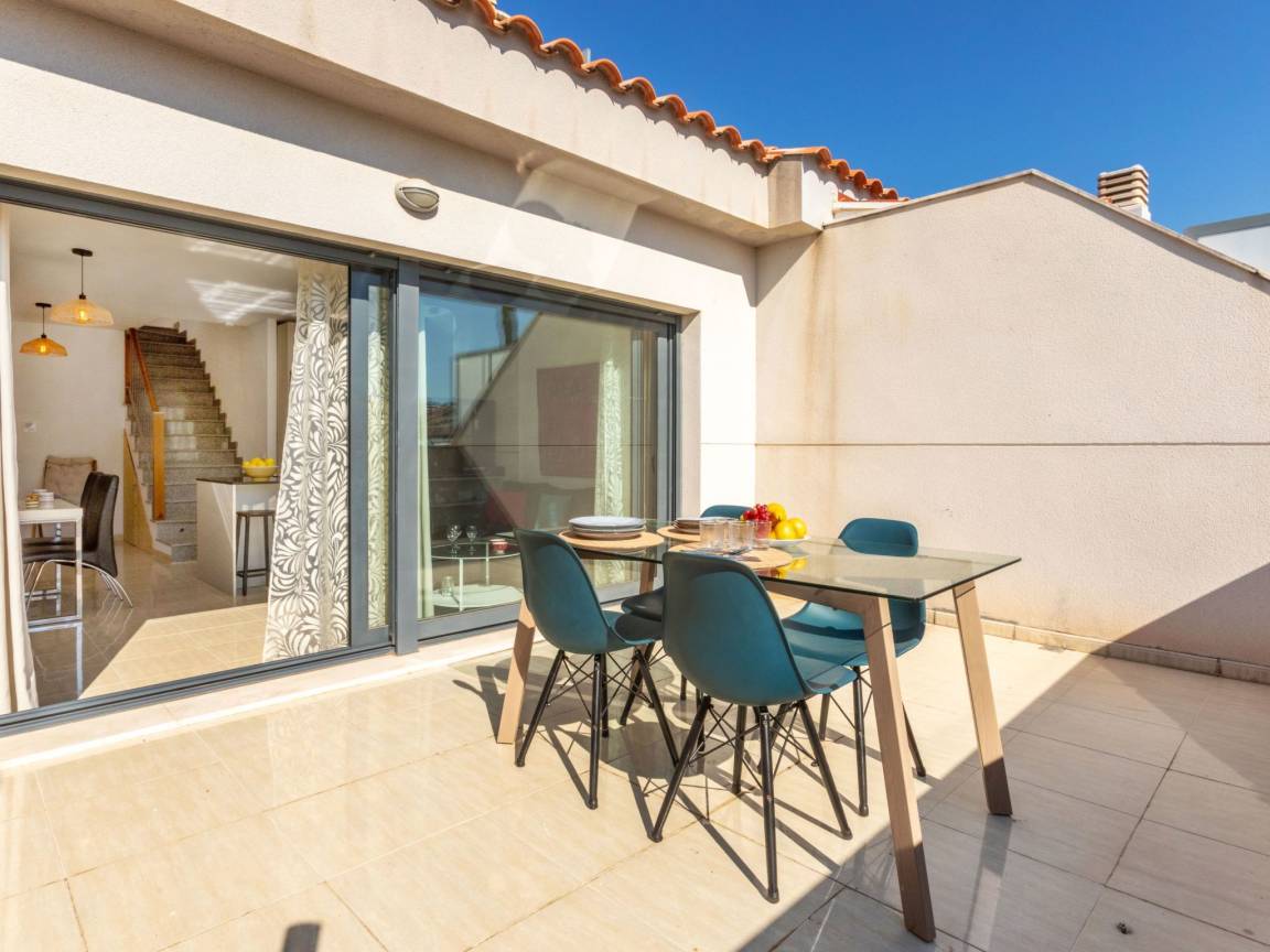 85 M² Huoneisto ∙ 2 Makuuhuonetta ∙ 4 Vierasta - Benicarló
