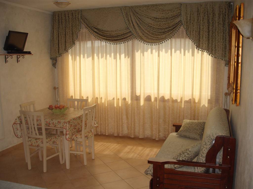 50 M² Appartement ∙ 1 Chambre ∙ 5 Personnes - La Maddalena