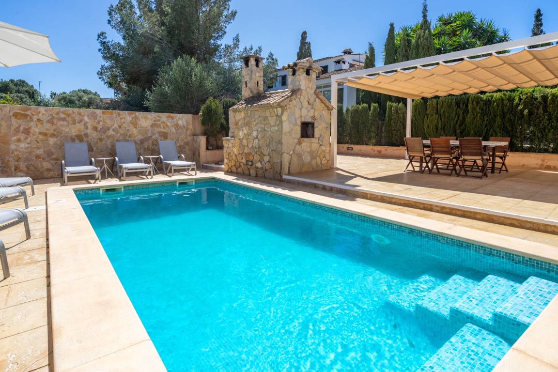 160 M² Villa ∙ 4 Bedrooms ∙ 8 Guests - Palma