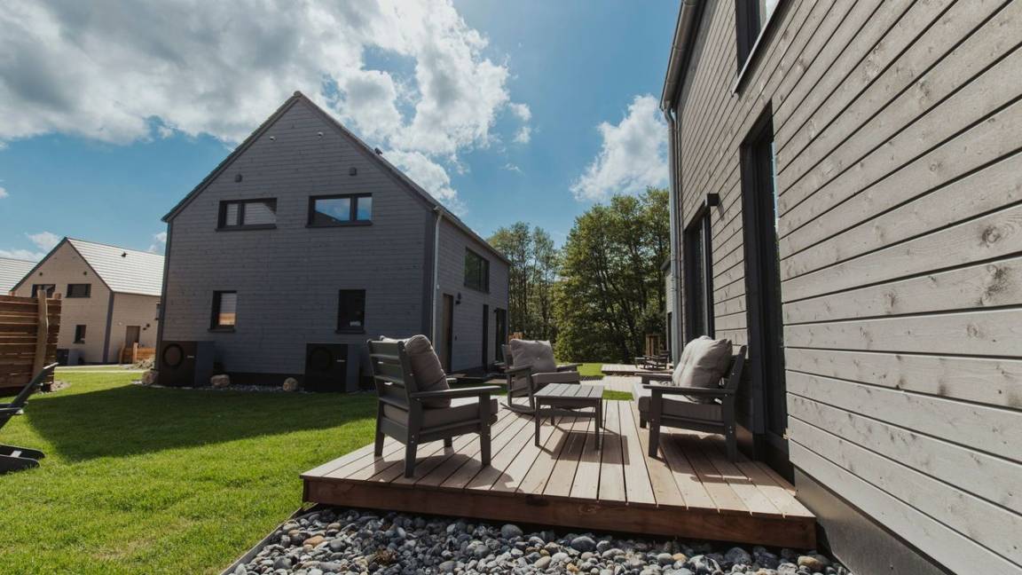 60 M² Ferienhaus ∙ 2 Schlafzimmer ∙ 4 Gäste - Sassnitz