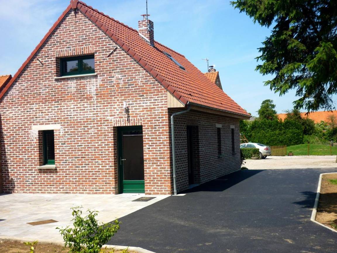 81 M² Cottage ∙ 3 Chambres ∙ 5 Personnes - Hazebrouck