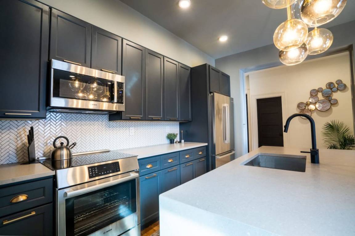 372 M² Casa ∙ 7 Habitaciones ∙ 14 Huéspedes - Columbus, OH
