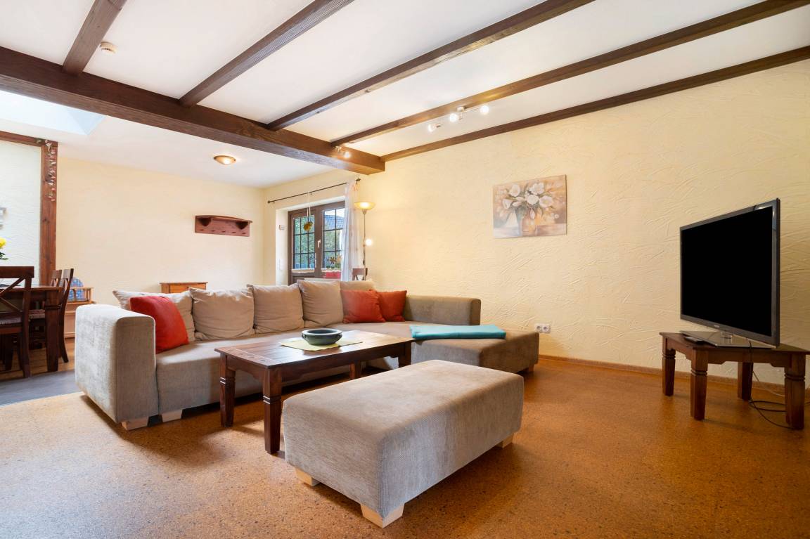 80 M² Ferienwohnung ∙ 2 Schlafzimmer ∙ 6 Gäste - Malchin