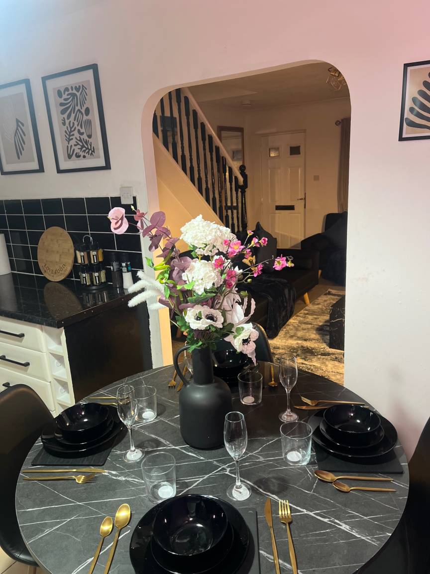 75 M² Maison De Vacances ∙ 2 Chambres ∙ 11 Personnes - Bolton