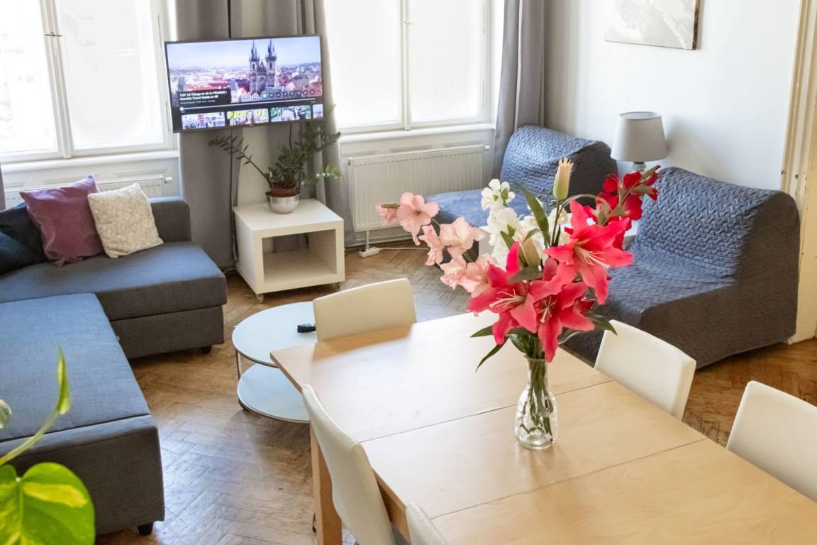 79 M² Appartement ∙ 3 Chambres ∙ 8 Personnes - Prague