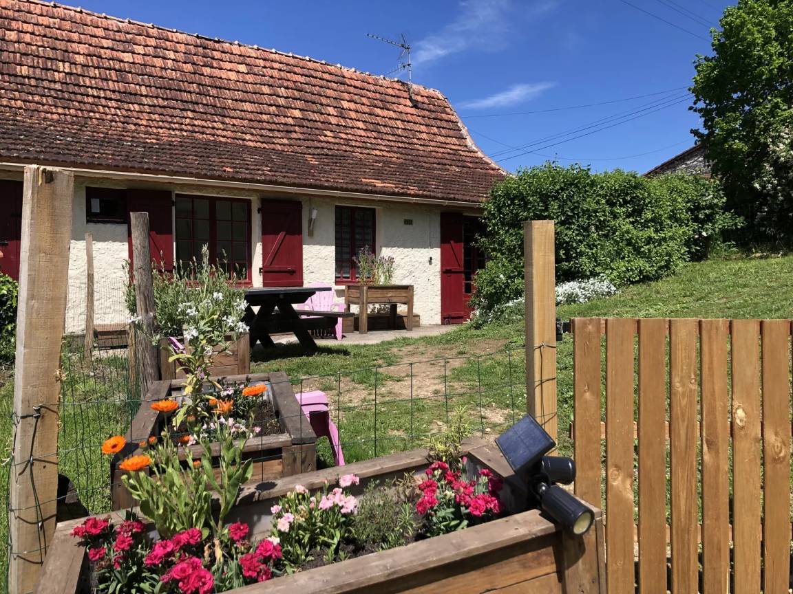 80 M² Maison De Vacances ∙ 4 Chambres ∙ 7 Personnes - Montignac