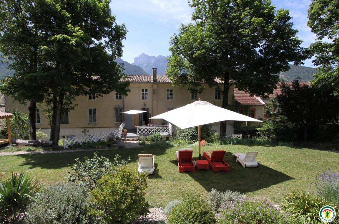 75 M² Gîte ∙ 2 Chambres ∙ 4 Personnes - Saillans