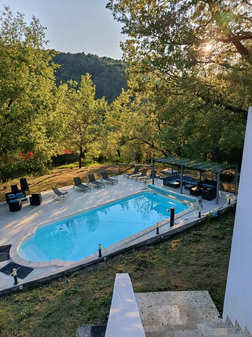 275 M² Villa ∙ 4 Chambres ∙ 12 Personnes - Draguignan