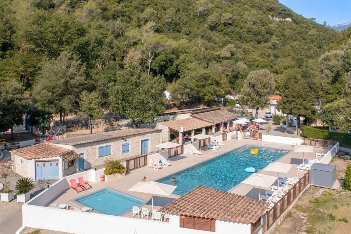 28 M² Camping ∙ 3 Chambres ∙ 6 Personnes - Tourrettes-sur-Loup