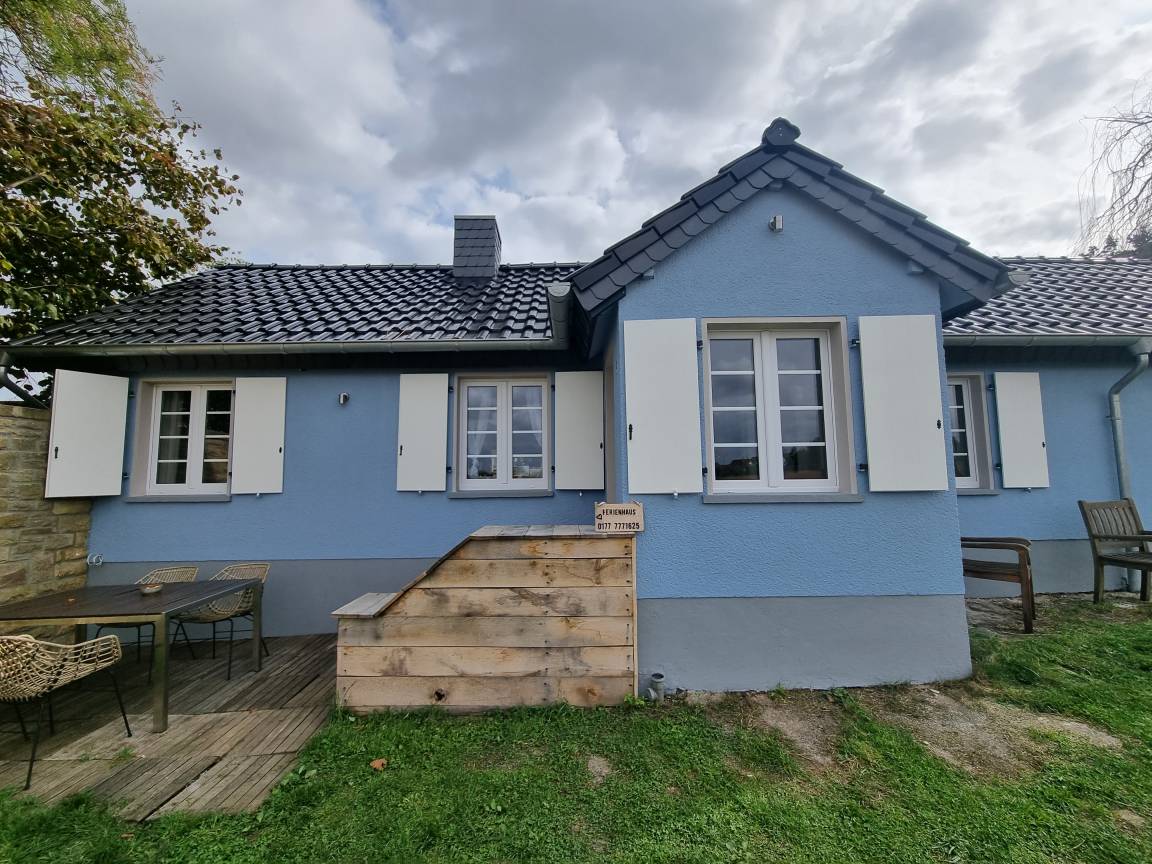 60 M² Ferienhaus ∙ 2 Schlafzimmer ∙ 5 Gäste - Mechernich