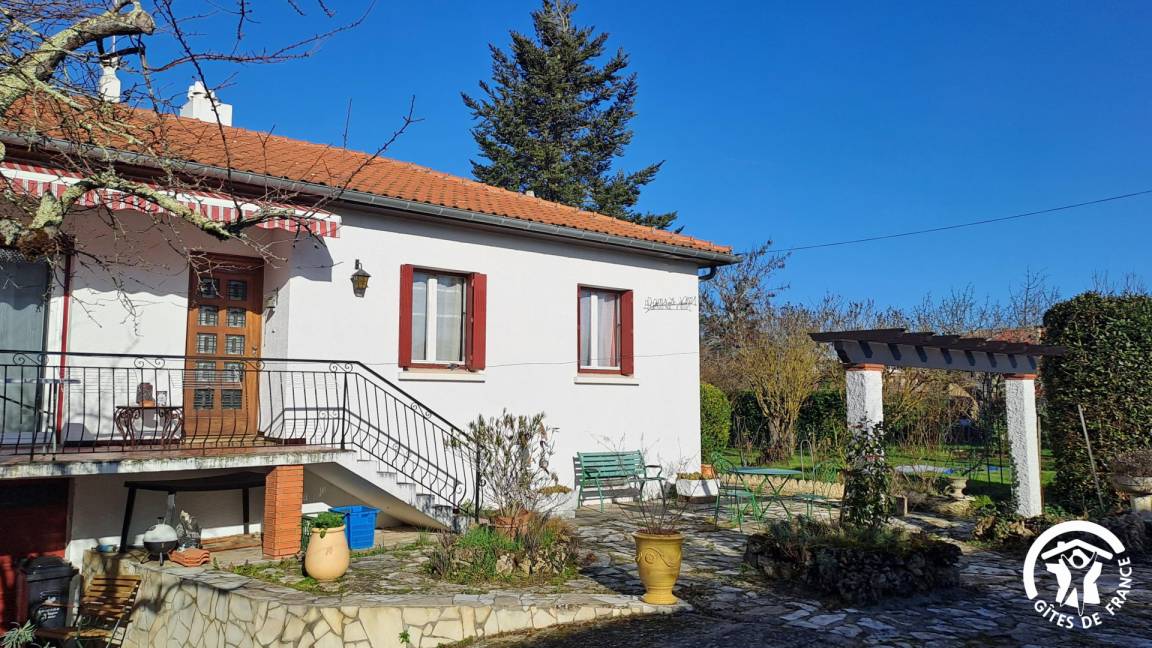 82 M² Gîte ∙ 3 Chambres ∙ 5 Personnes - Lavaur