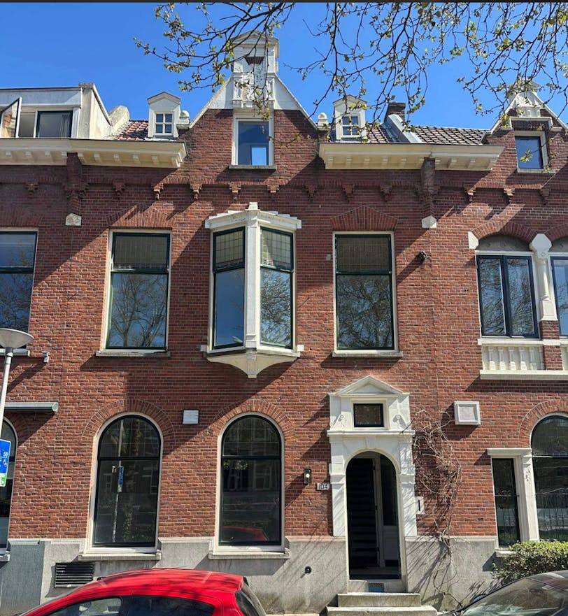 99 M² Apartment ∙ 1 Bedroom ∙ 2 Guests - Schiedam