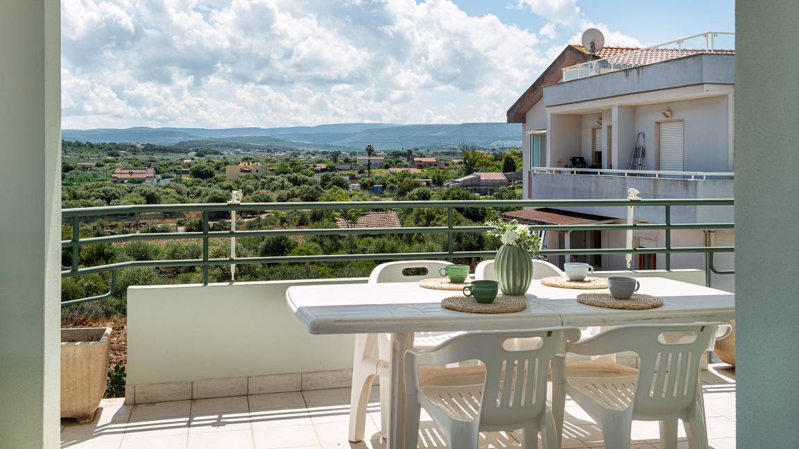 93 M² Appartement ∙ 3 Chambres ∙ 6 Personnes - Alghero