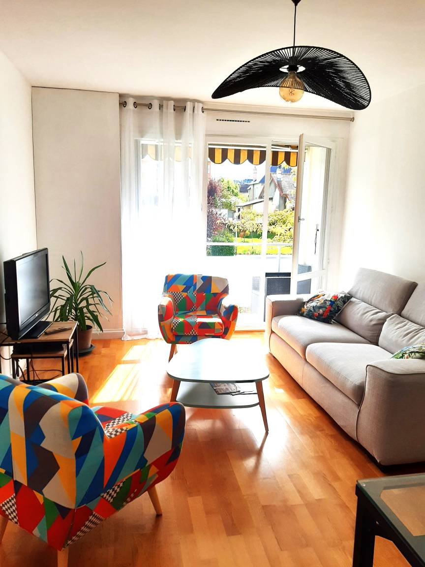 70 M² Appartement ∙ 2 Chambres ∙ 4 Personnes - Caen