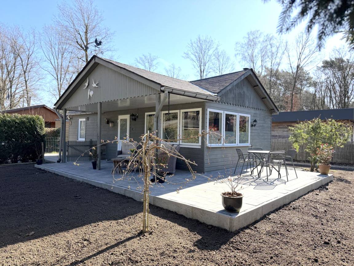 80 M² Maison De Vacances ∙ 2 Chambres ∙ 4 Personnes - Genk