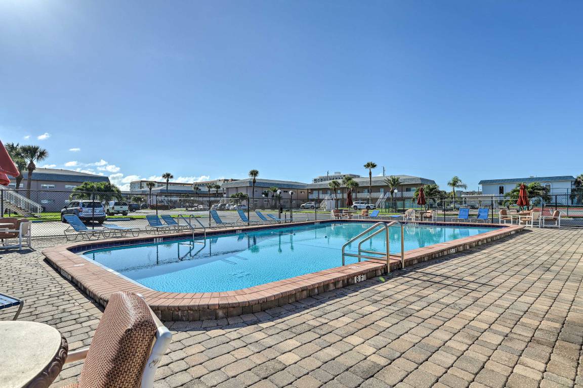 69 M² Apartment ∙ 2 Bedrooms ∙ 4 Guests - Cocoa Beach, FL