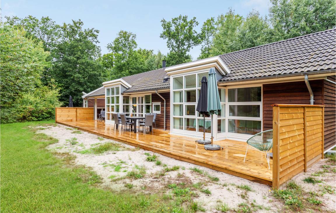 117 M² Huis ∙ 4 Slaapkamers ∙ 8 Gasten - Bornholm