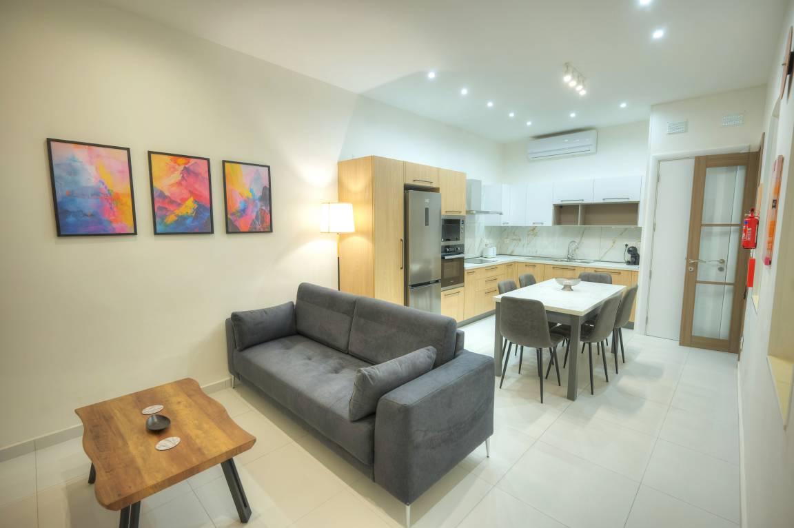 100 M² Apartment ∙ 2 Bedrooms ∙ 4 Guests - Valletta