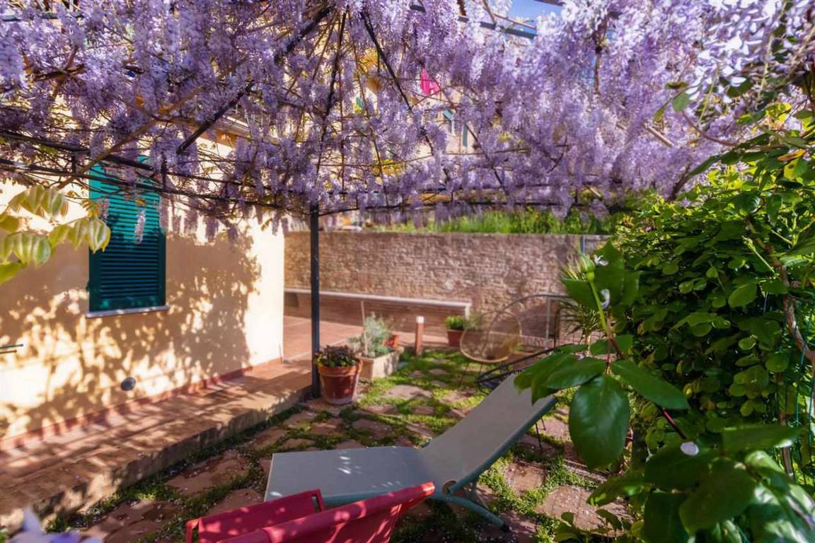 100 M² Apartment ∙ 3 Bedrooms ∙ 5 Guests - Siena
