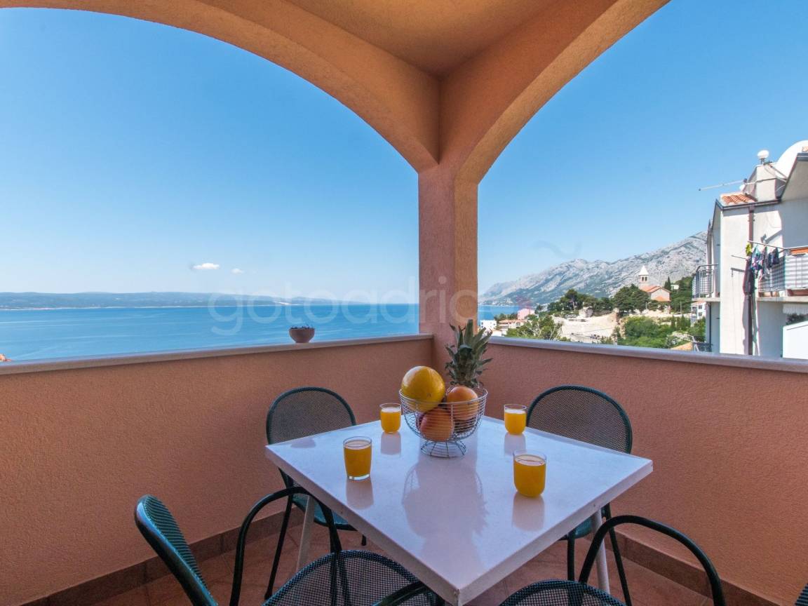 120 M² Ferienwohnung ∙ 4 Schlafzimmer ∙ 9 Gäste - Brela