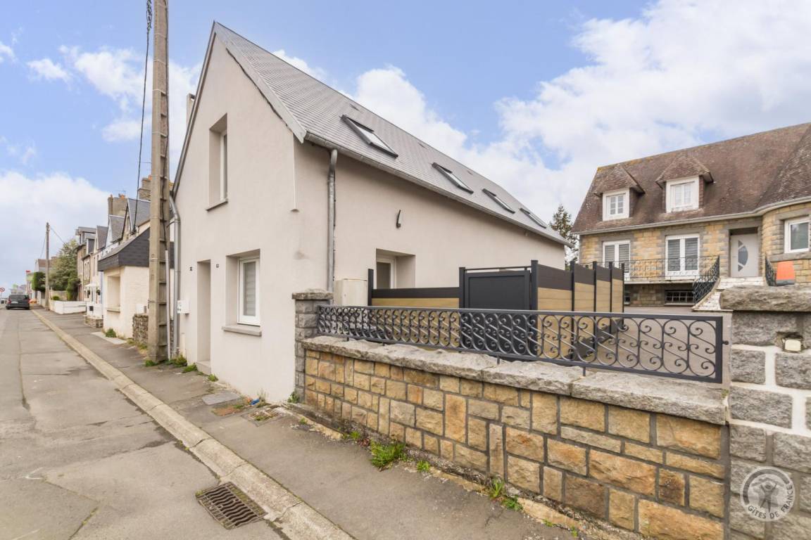 90 M² Gîte ∙ 3 Chambres ∙ 6 Personnes - Granville
