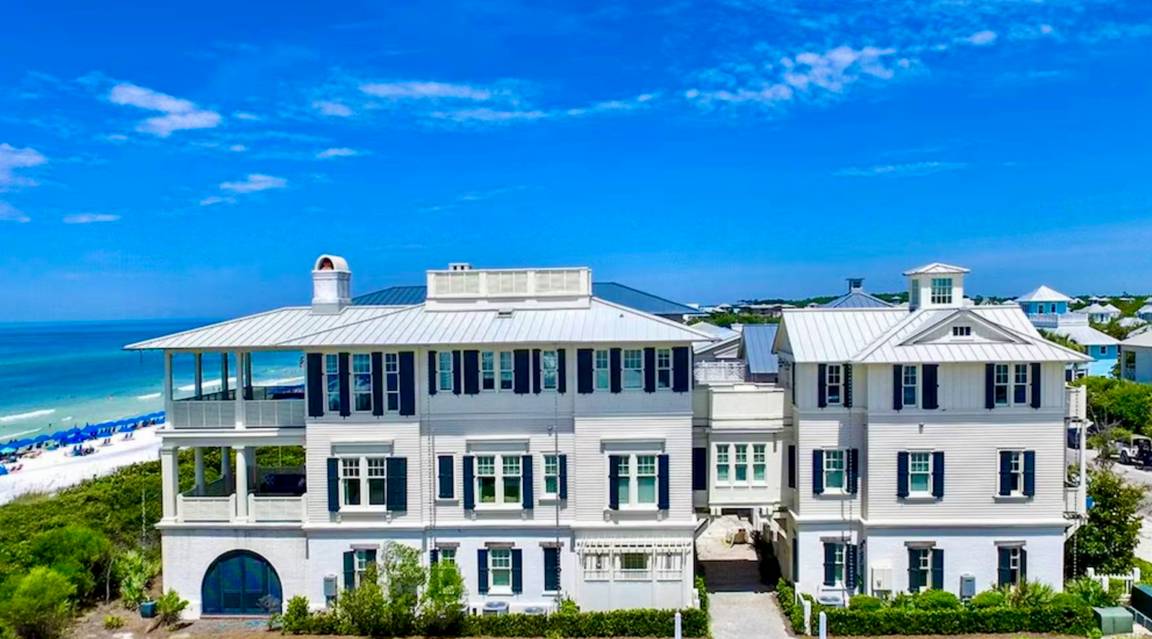 495 M² House ∙ 7 Bedrooms ∙ 24 Guests - Seaside, FL