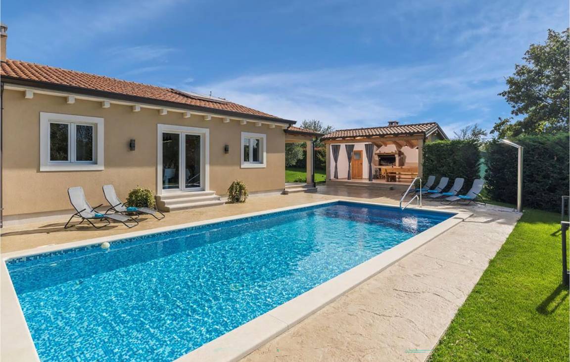183 M² House ∙ 3 Bedrooms ∙ 6 Guests - Pazin