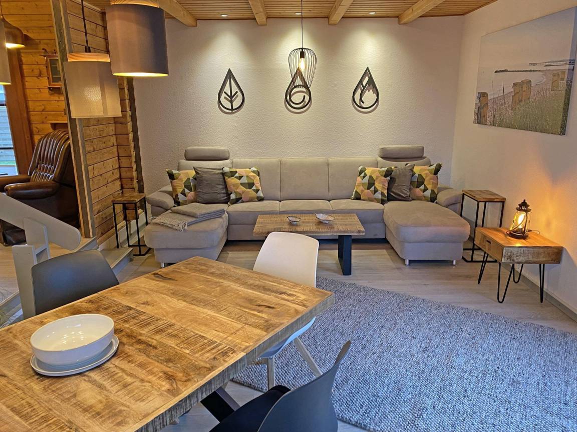 67 M² Ferienwohnung ∙ 3 Schlafzimmer ∙ 6 Gäste - Wisch