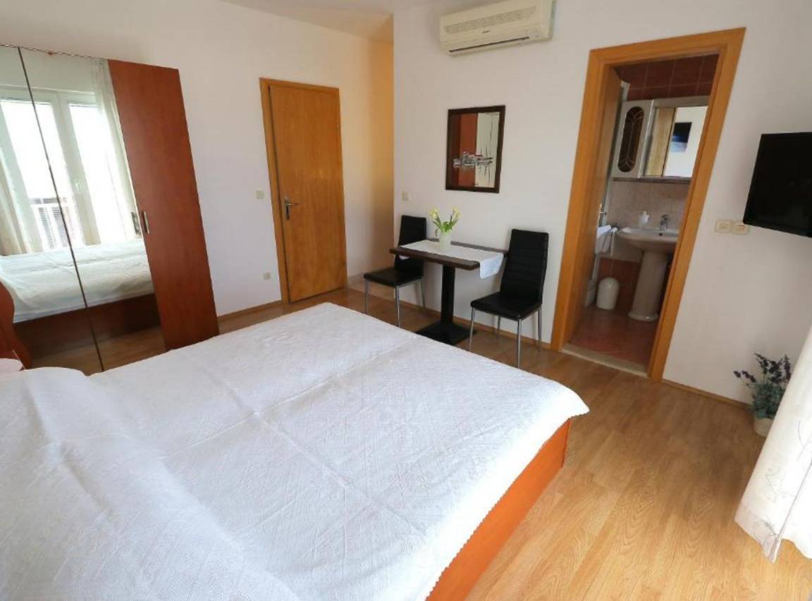 30 M² Studio Flat ∙ 1 Bedroom ∙ 2 Guests - Hvar
