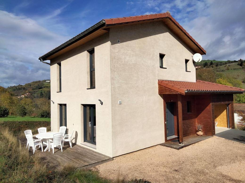 96 M² Gîte ∙ 3 Chambres ∙ 6 Personnes - Rhône