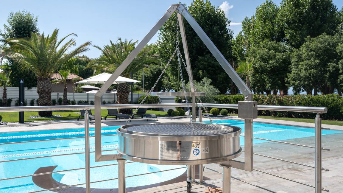 400 M² Villa ∙ 5 Bedrooms ∙ 8 Guests - Peschiera del Garda