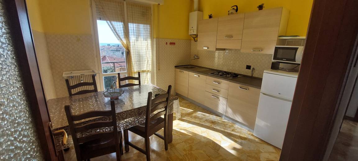 70 M² Apartment ∙ 1 Bedroom ∙ 4 Guests - Varazze