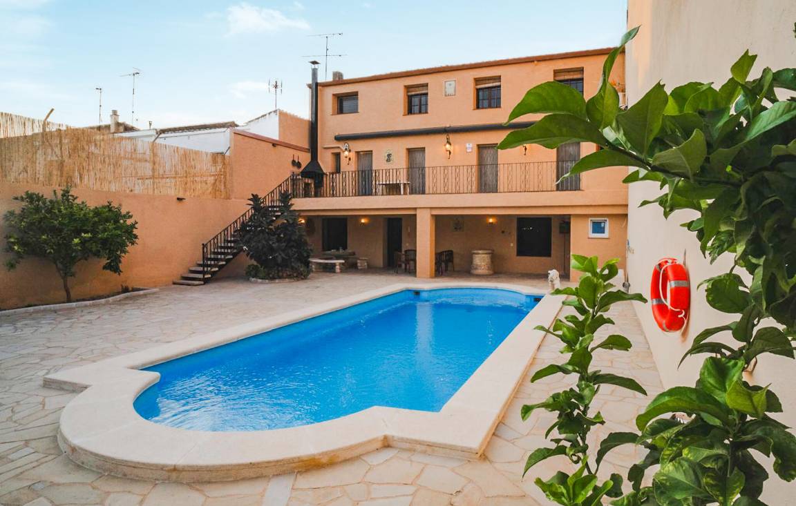 400 M² Maison De Vacances ∙ 7 Chambres ∙ 12 Personnes - Vilafranca del Penedès