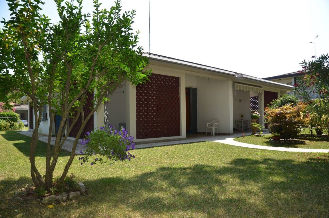 80 M² Villa ∙ 4 Chambres ∙ 7 Personnes - Bibione