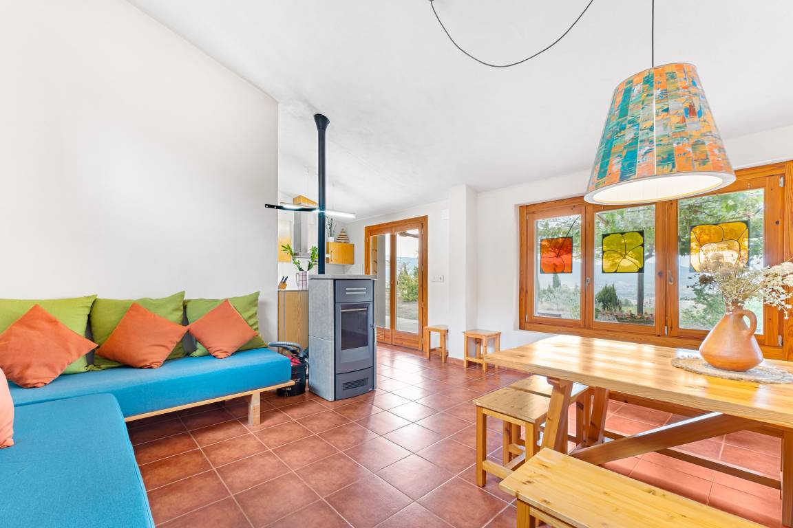 80 M² Ferienhaus ∙ 2 Schlafzimmer ∙ 4 Gäste - Jijona