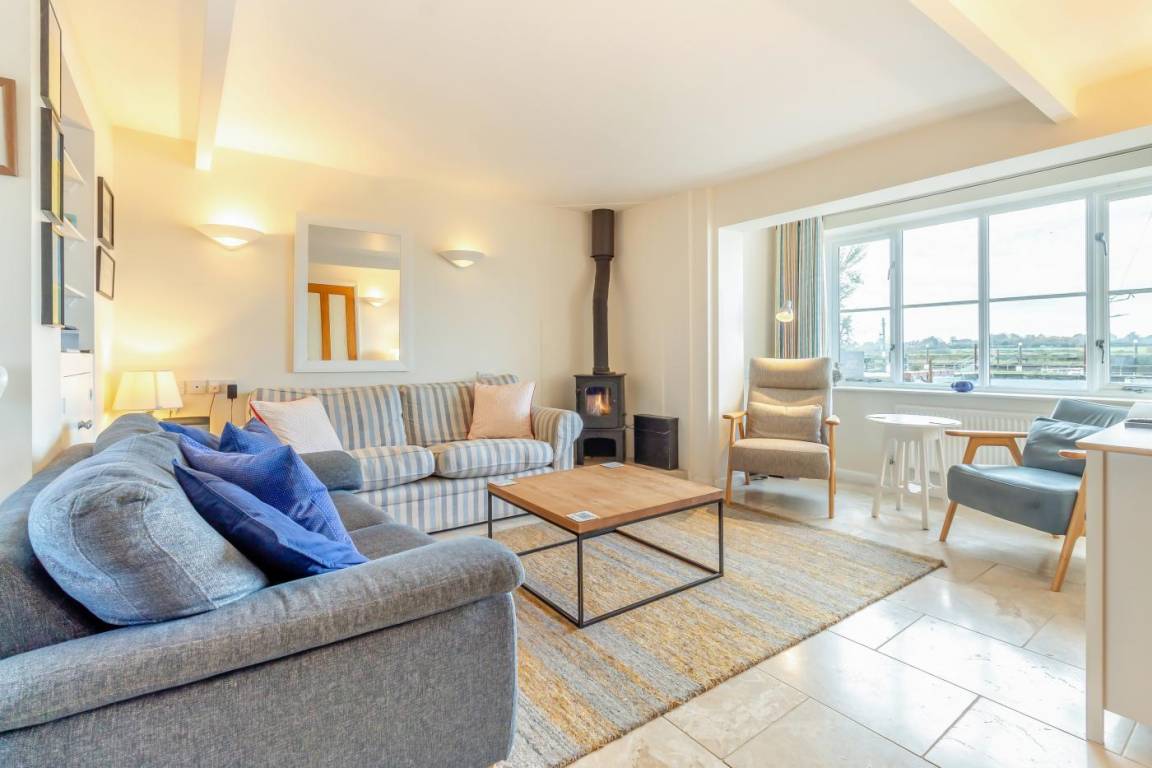 Cottage ∙ 3 Bedrooms ∙ 6 Guests - Walberswick